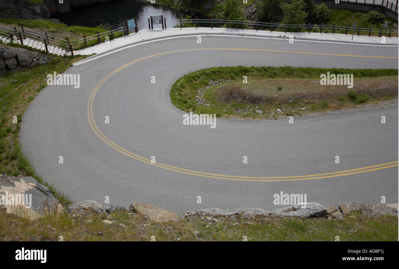 Sharp curve hi-res stock photography and images - Alamy