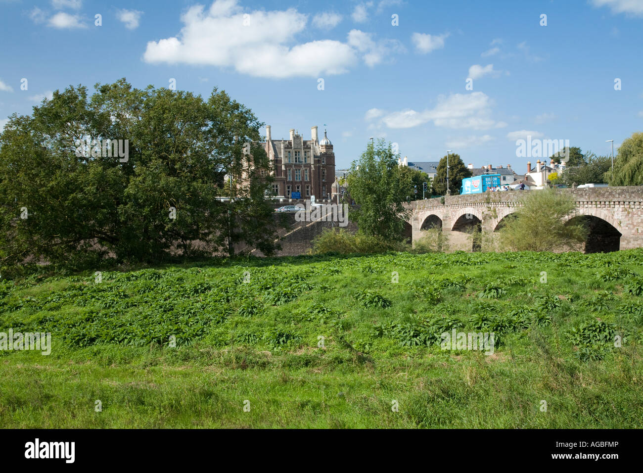 Monmouth Road Bridge over the River Wye from the Wye Valley path Stock ...