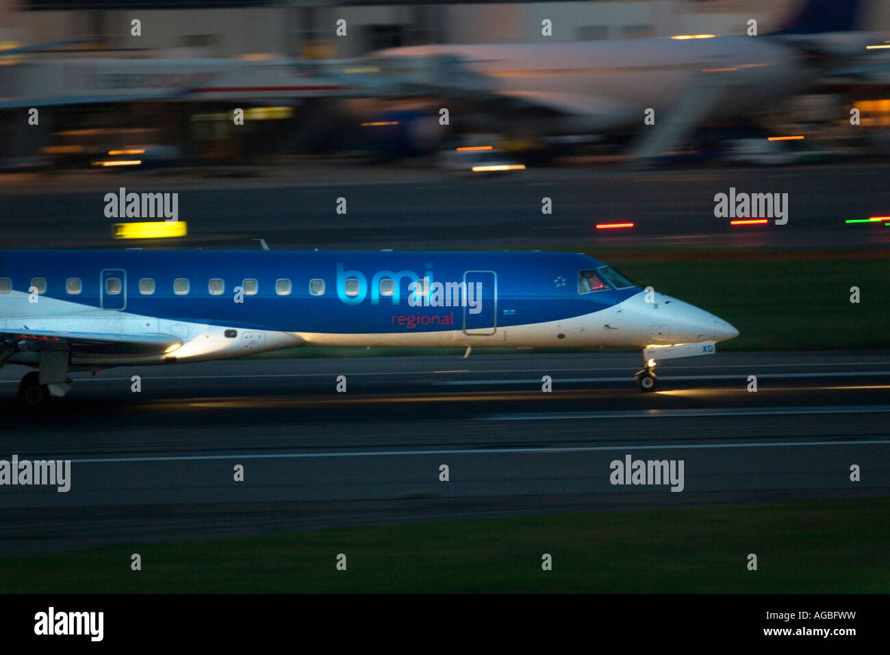 Bmi passenger jet heathrow airport hi-res stock photography and images ...