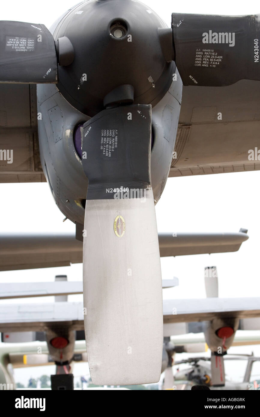 engine prop propeller aeroplane aviation military Stock Photo - Alamy