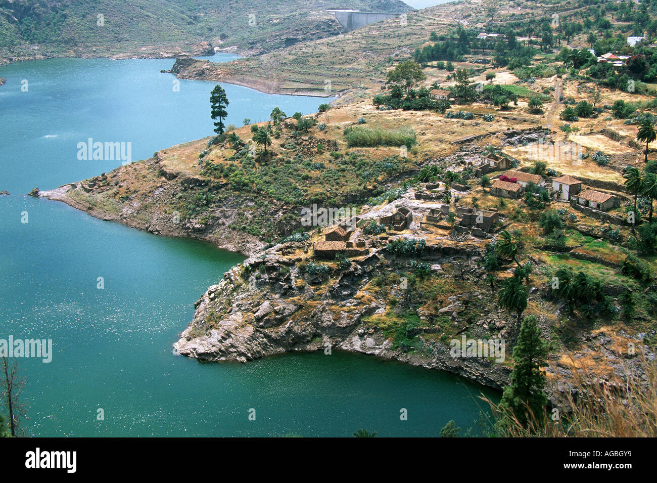 Verdant promontories some of them formed into agricultural terraces ...