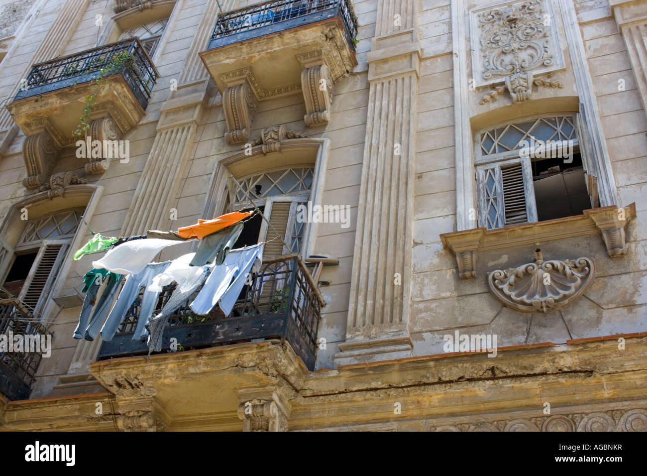 Scene of a crowded balcony hi-res stock photography and images - Alamy