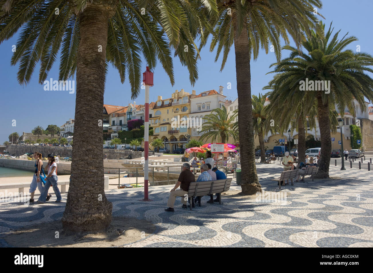 Lisbon Coast, The Promenade At Cascais Stock Photo - Alamy