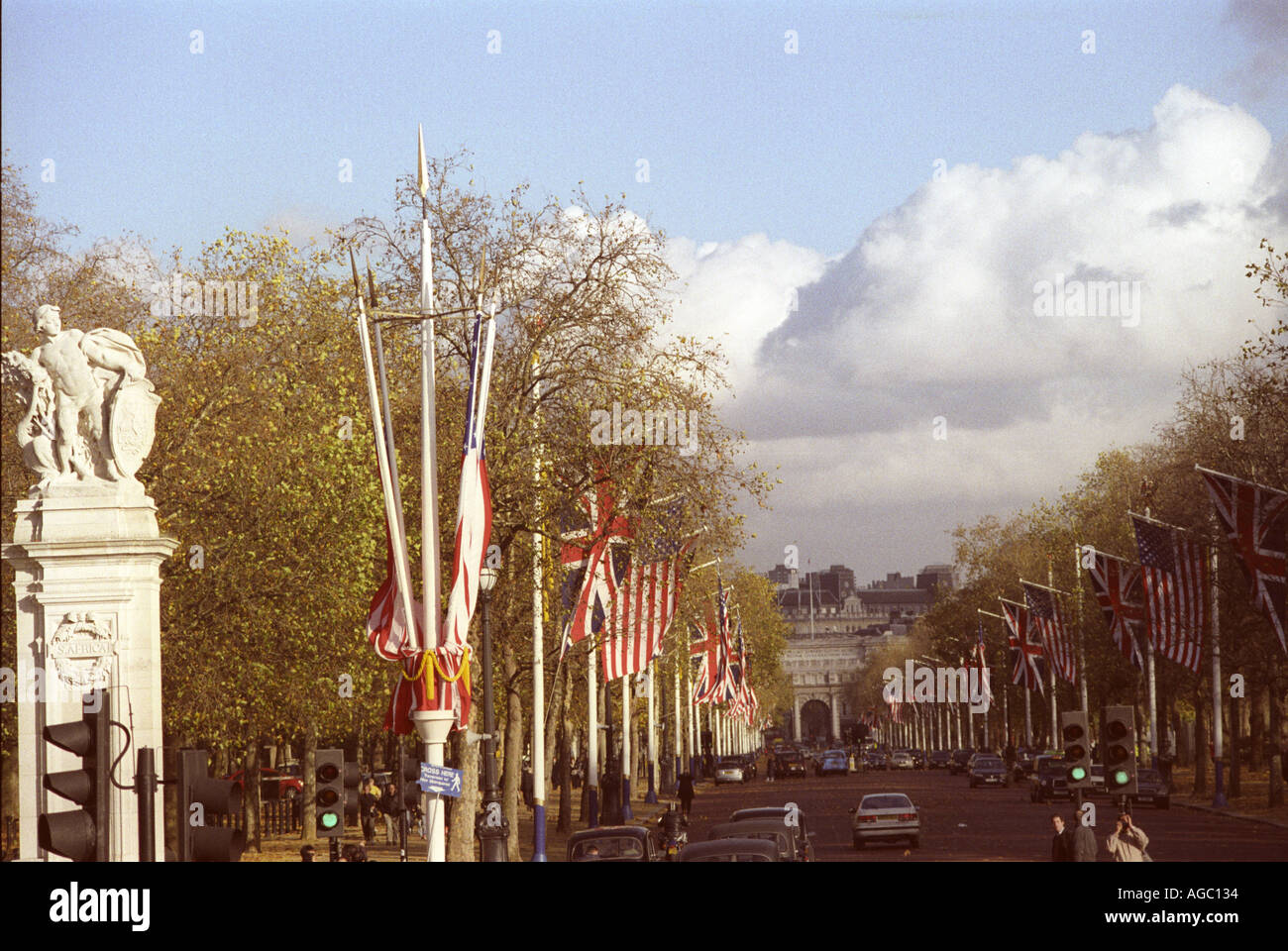 Draping flag hi-res stock photography and images - Alamy
