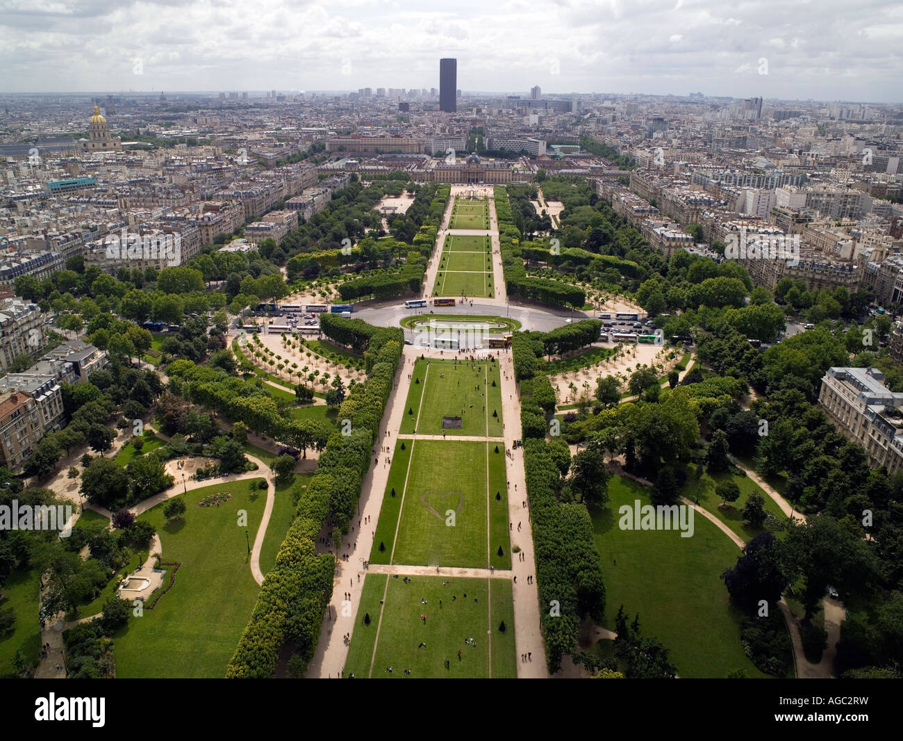 View from eiffel tower hi-res stock photography and images - Alamy