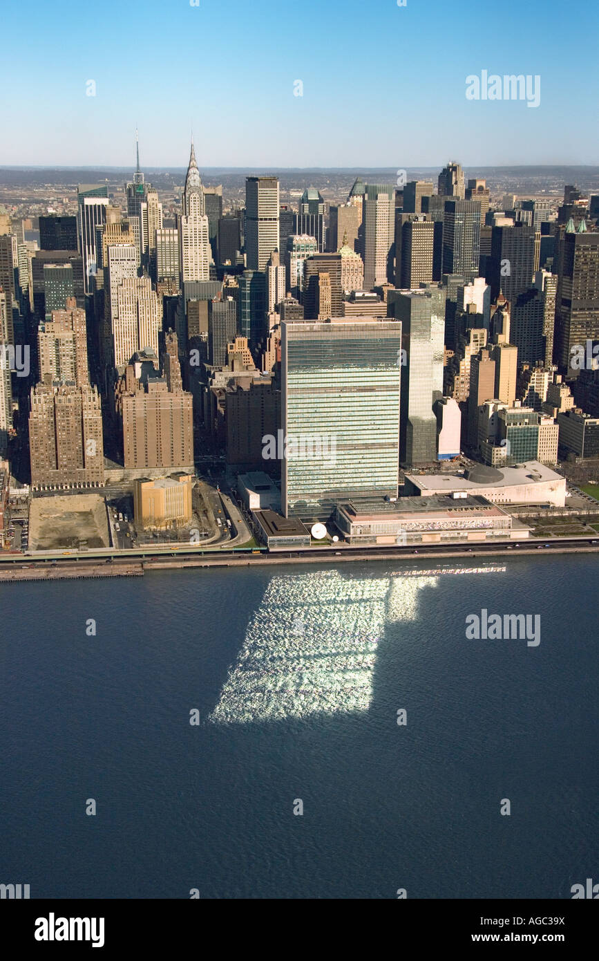 Aerial view united nations building hi-res stock photography and images ...