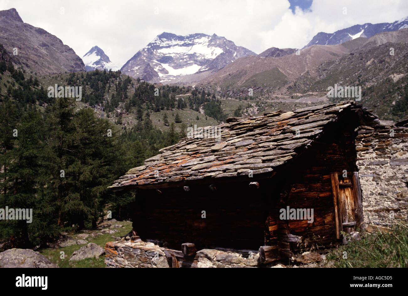 Alpinistalps hi-res stock photography and images - Alamy