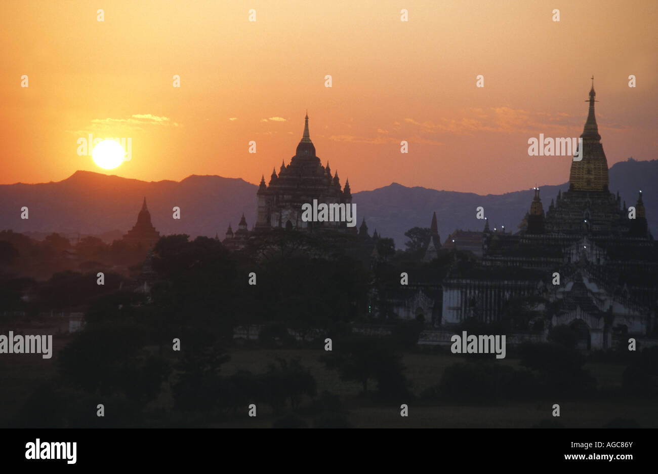 SUNSET OVER HISTORIC RESTORED PAGAN ,BAGAN 11TH CENTURY PAGODAS ,UNESCO ...