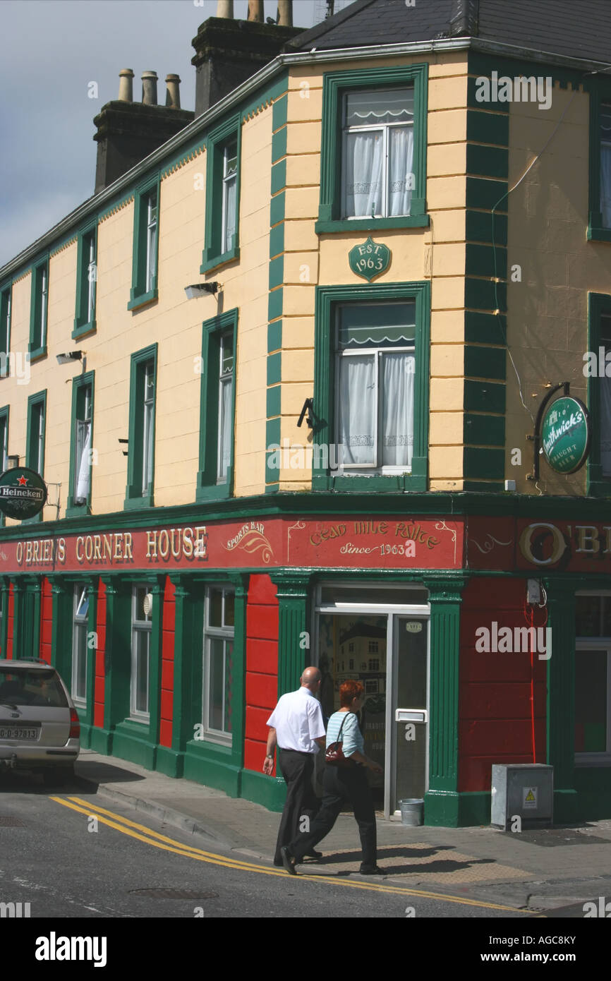 O'Brien's Corner House, Irish pub in Claremorris, County Mayo, Ireland ...
