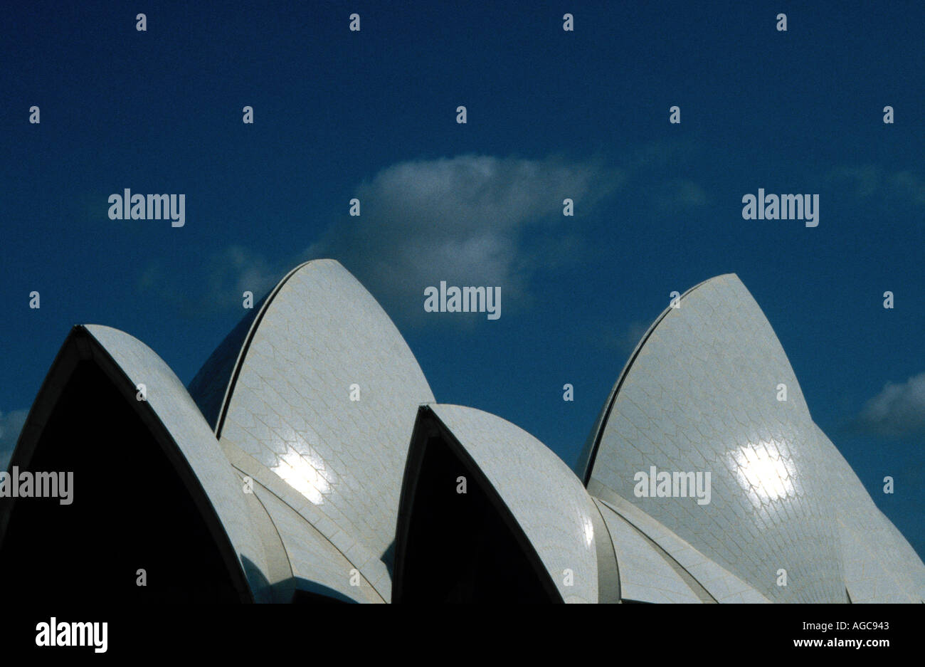 Sydney Opera House Pairs Stock Photo - Alamy