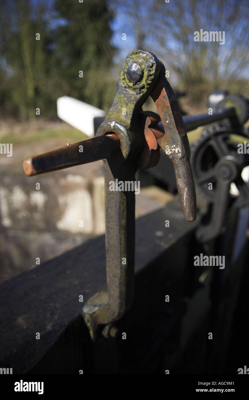 Lock gate gear mechanism hi-res stock photography and images - Alamy