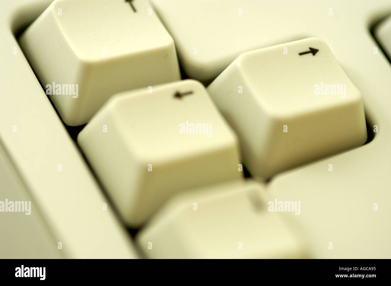 White computer keyboard arrow move keys Stock Photo - Alamy