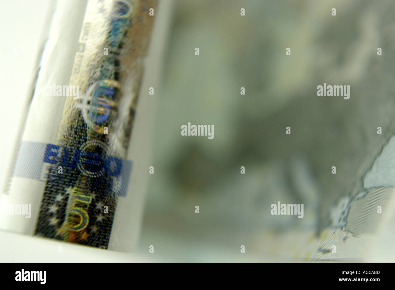 5 five euro note map of Europe color horizontal Stock Photo - Alamy