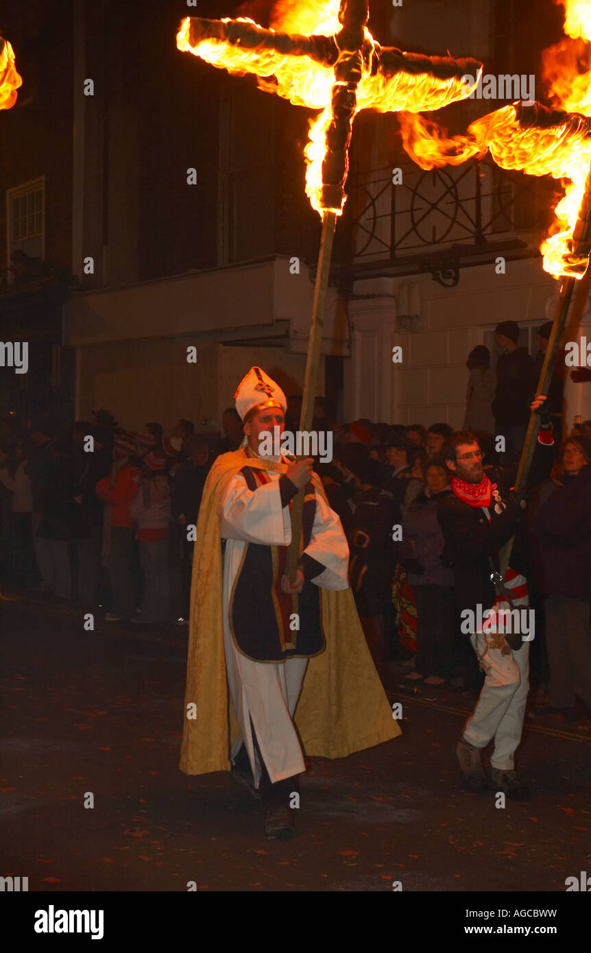 Lewes Bonfire Night Procession Stock Photo - Alamy