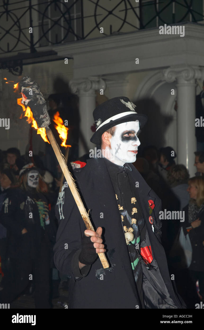 Lewes Bonfire Night Procession Stock Photo - Alamy
