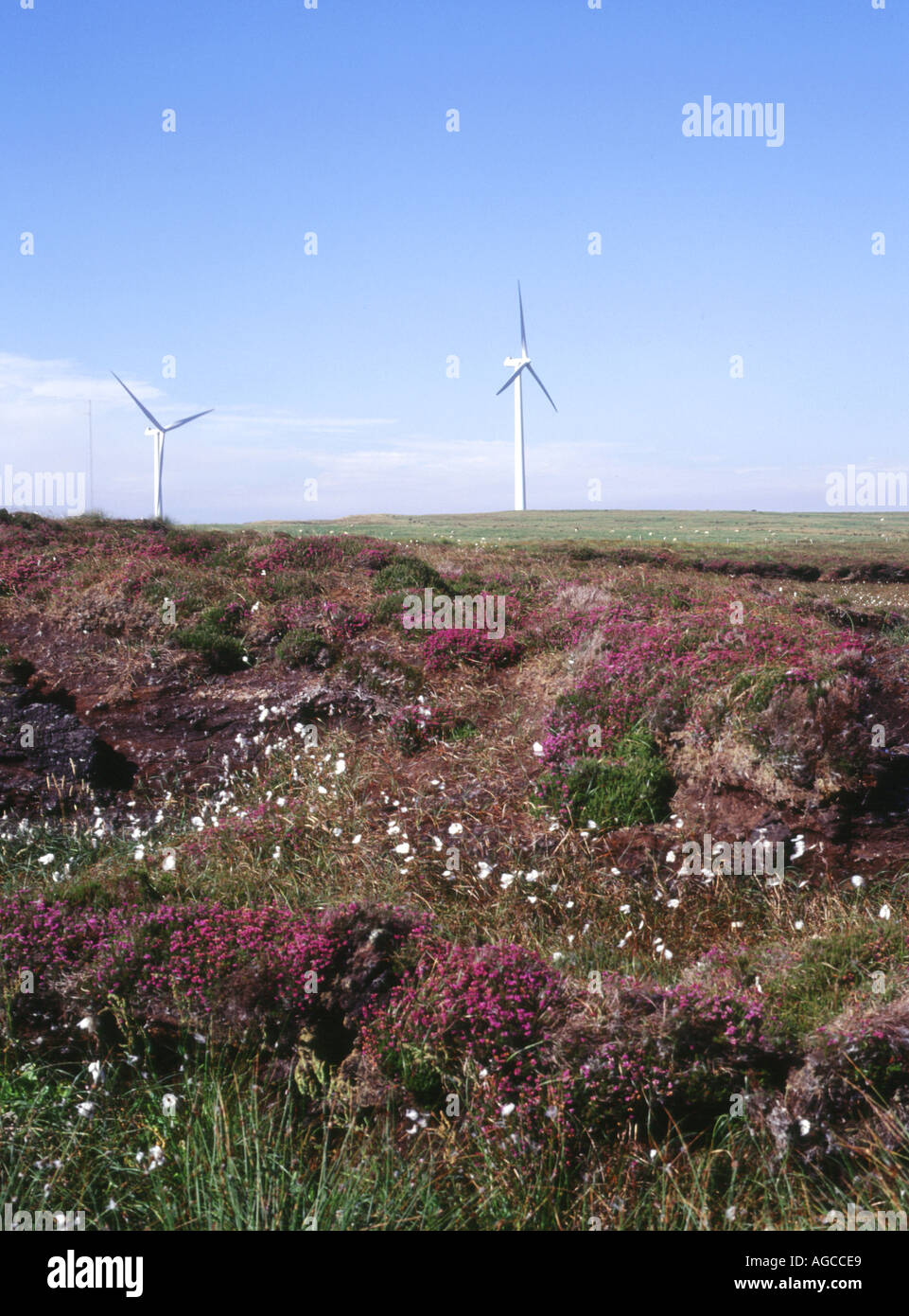 Orkney wind turbines hi-res stock photography and images - Alamy