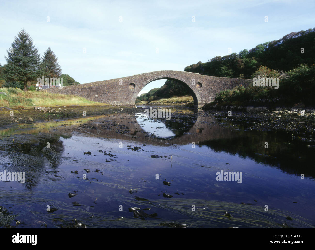 dh CLACHAN BRIDGE ARGYLL Siel Sound single arched bridge across The ...