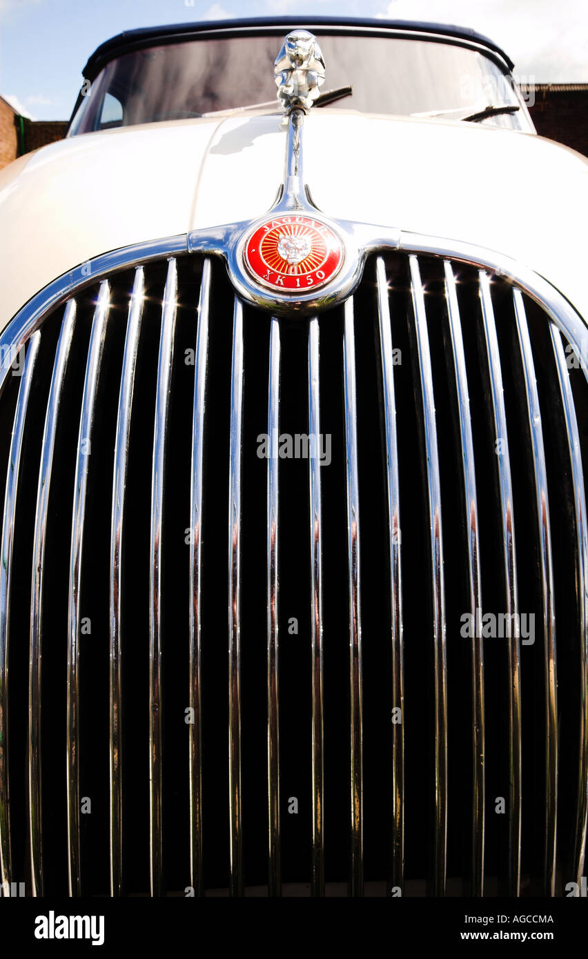 Jaguar class hi-res stock photography and images - Alamy