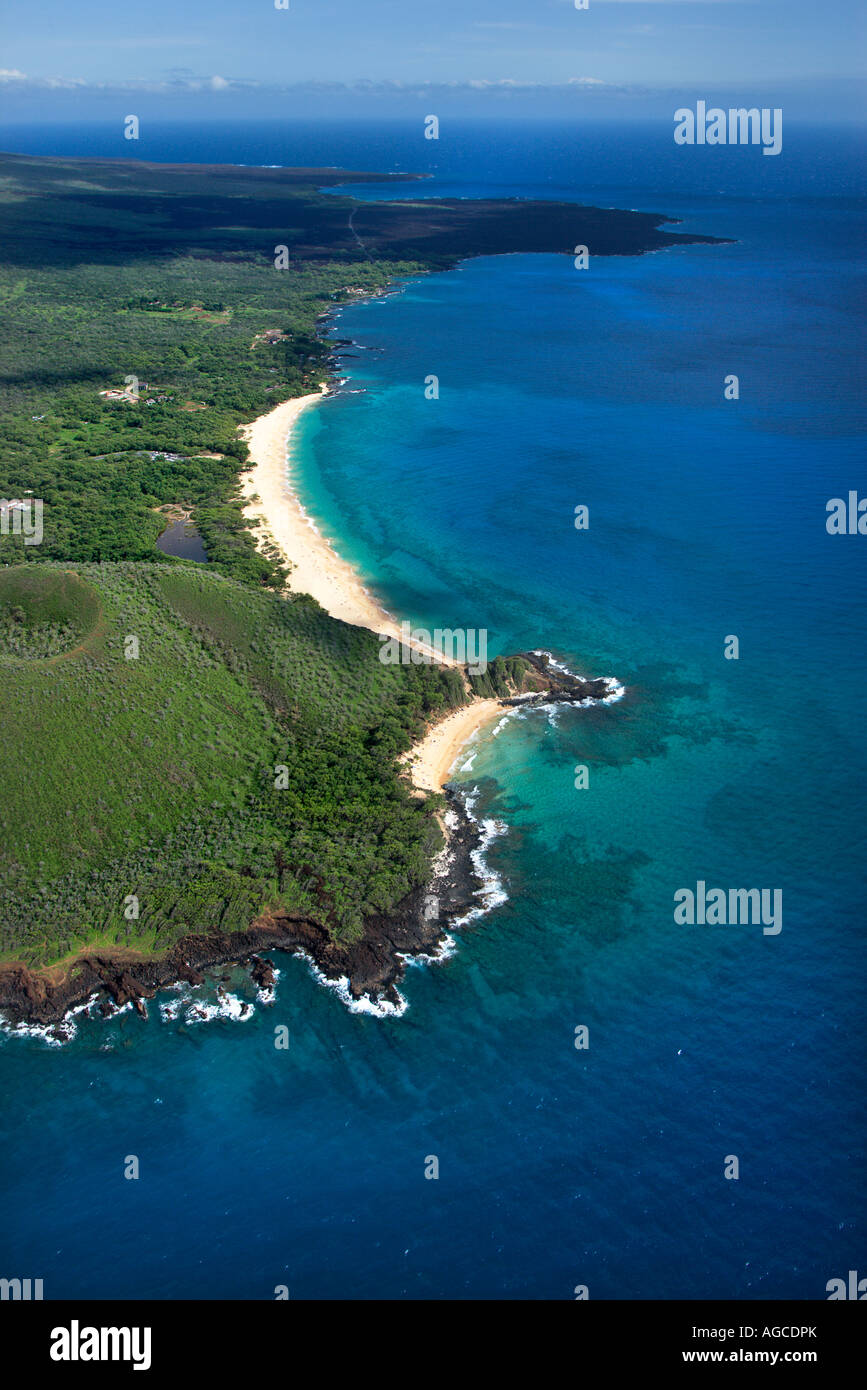 Aerial of Maui Hawaii beach and Pacific ocean Stock Photo - Alamy