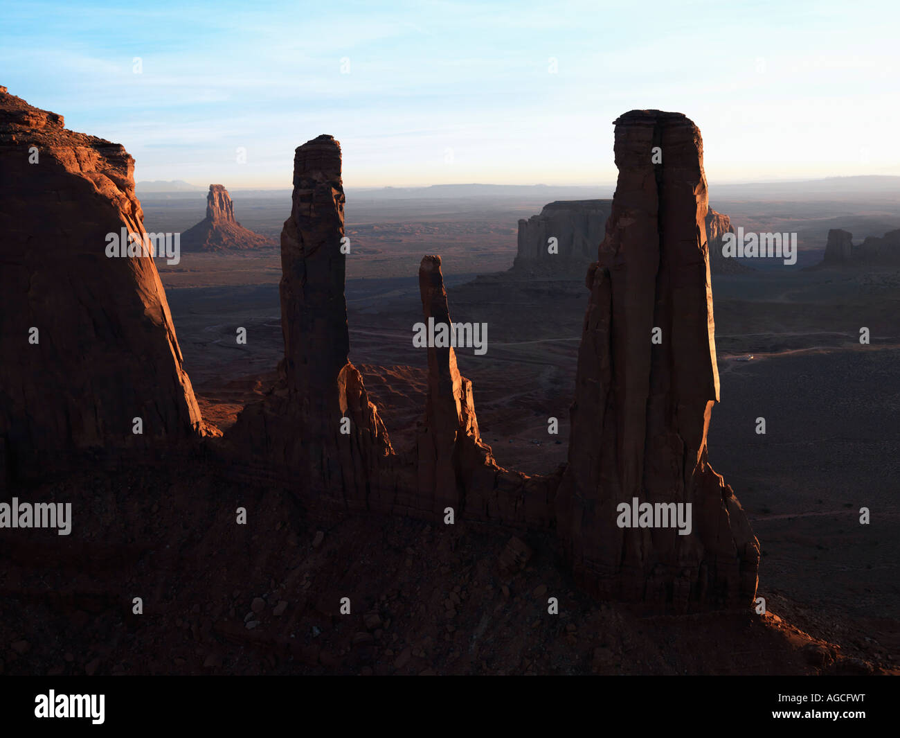 Three sisters rock formation in Monument Valley Stock Photo - Alamy