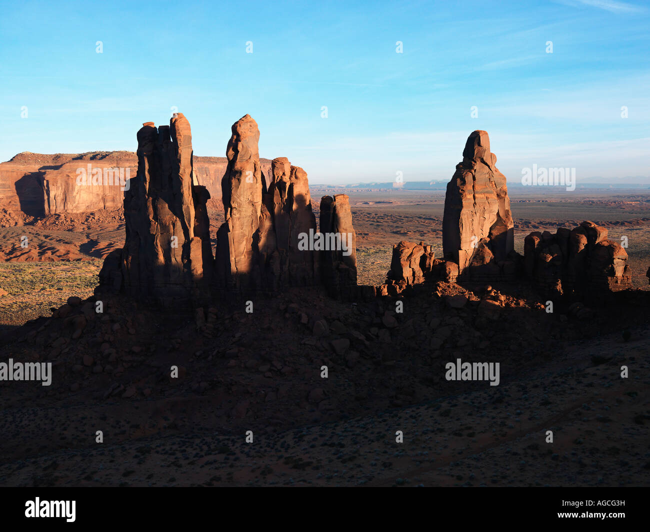 Butte landforms landscape monument hi-res stock photography and images ...