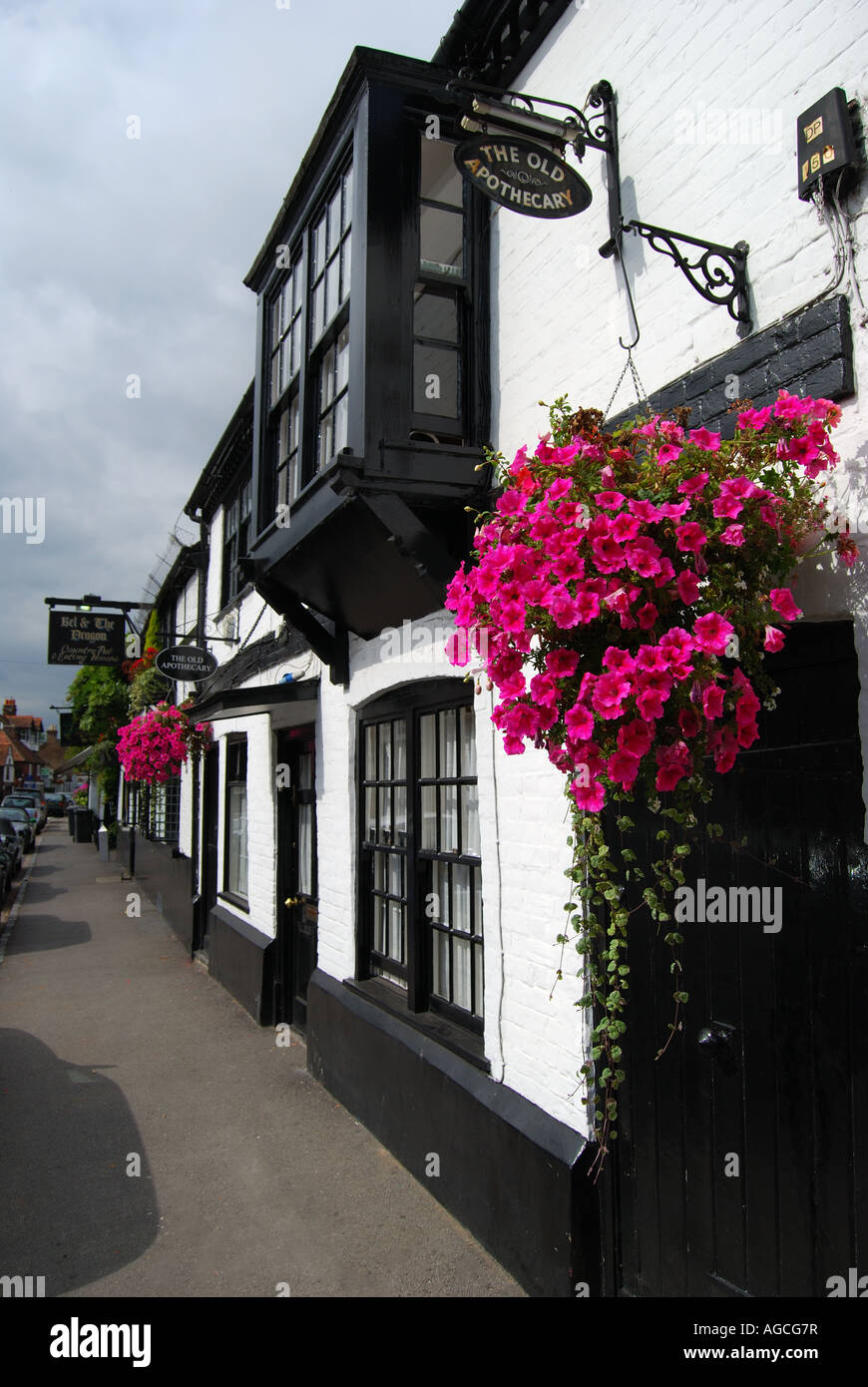 15th century 'Bel and The Dragon' Inn, High Street, Cookham, Berkshire ...