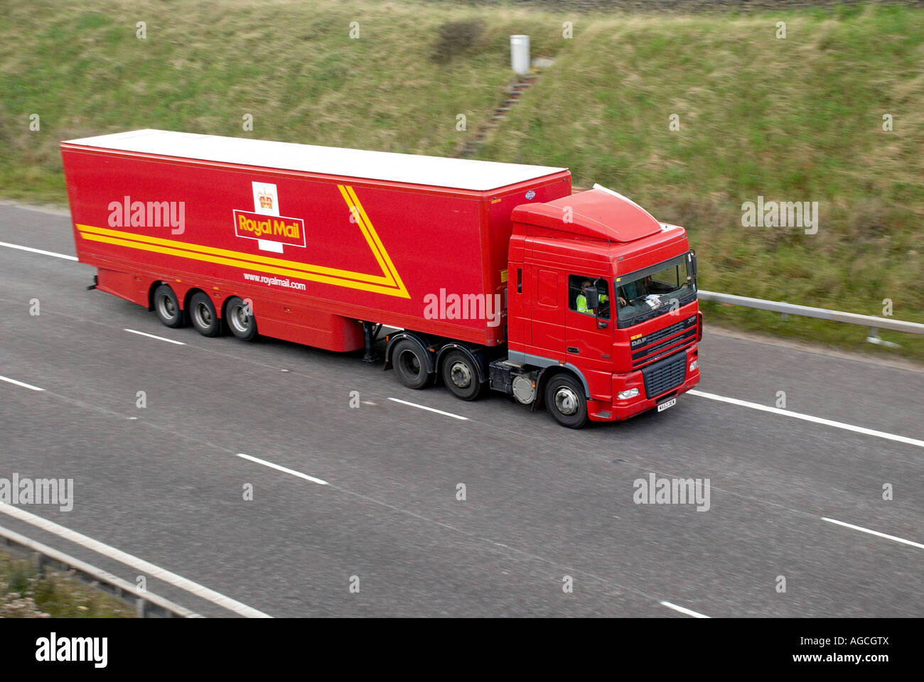 royal mail lorry Stock Photo - Alamy