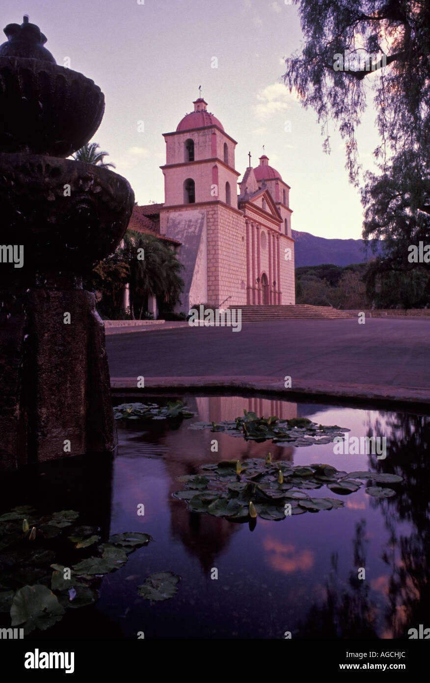 Santa barbara city california iconic hi-res stock photography and ...