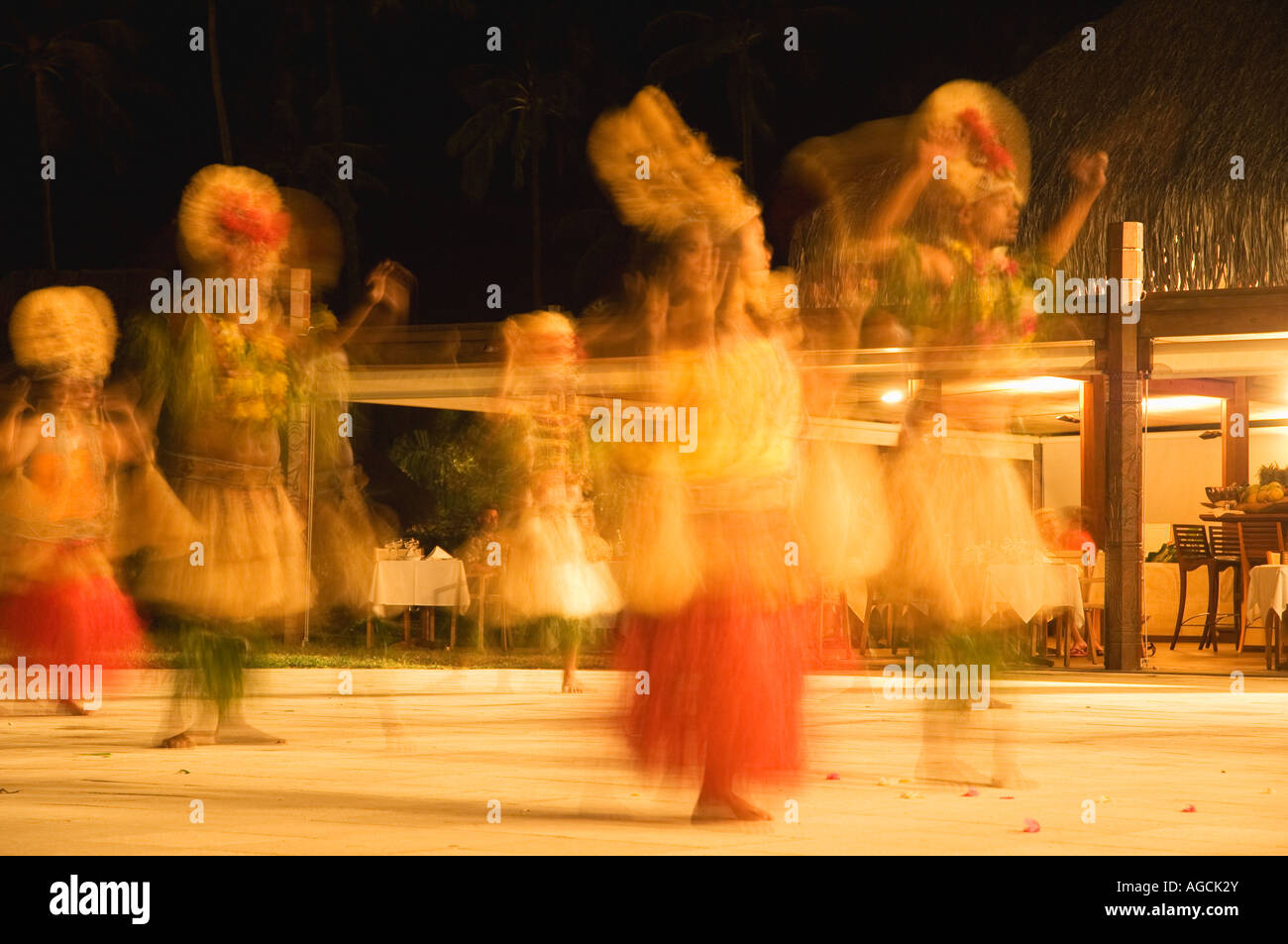 Traditional dance french polynesia hi-res stock photography and images ...