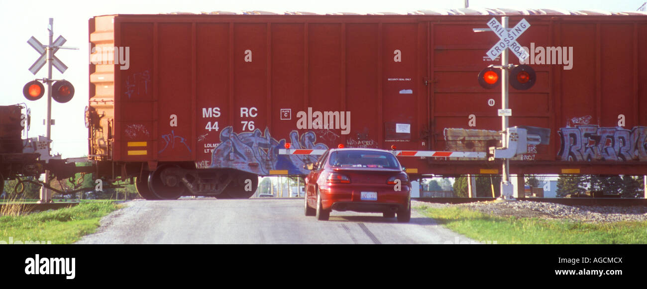 car or auto at a railroad crossing Stock Photo - Alamy