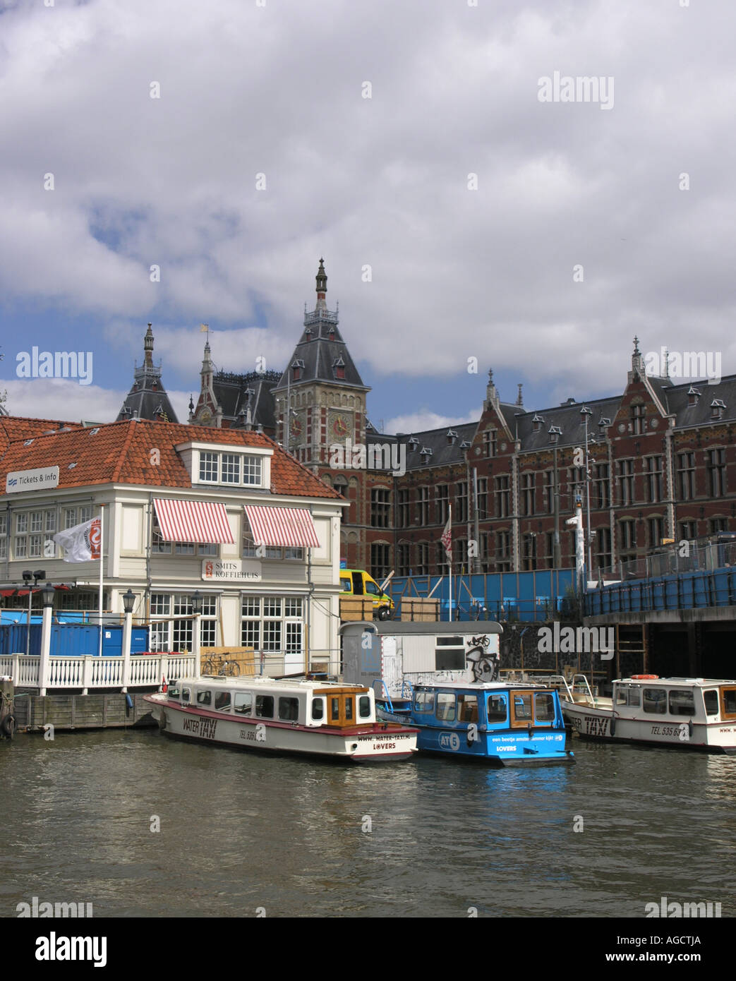 amsterdam, holland, netherlands, dutch, water, buildings, flags, boat ...