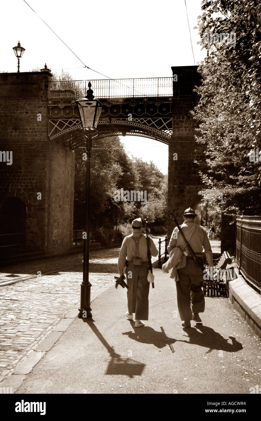 British soldiers off duty hi-res stock photography and images - Alamy