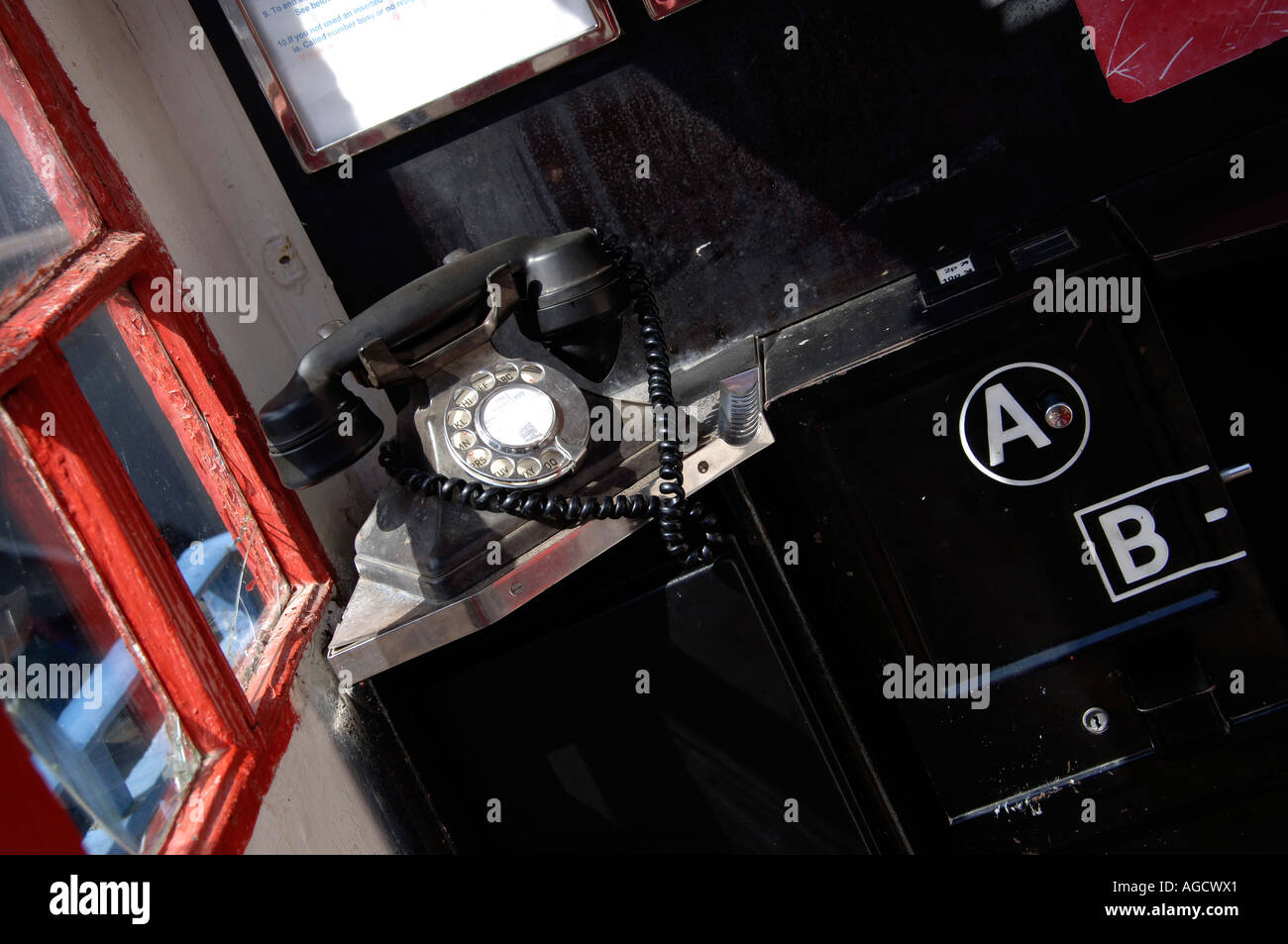 old phone box Stock Photo - Alamy