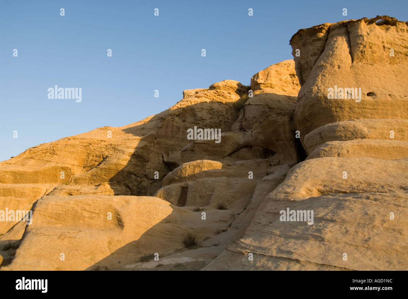 Rock formations at Petra, Jordan Stock Photo - Alamy