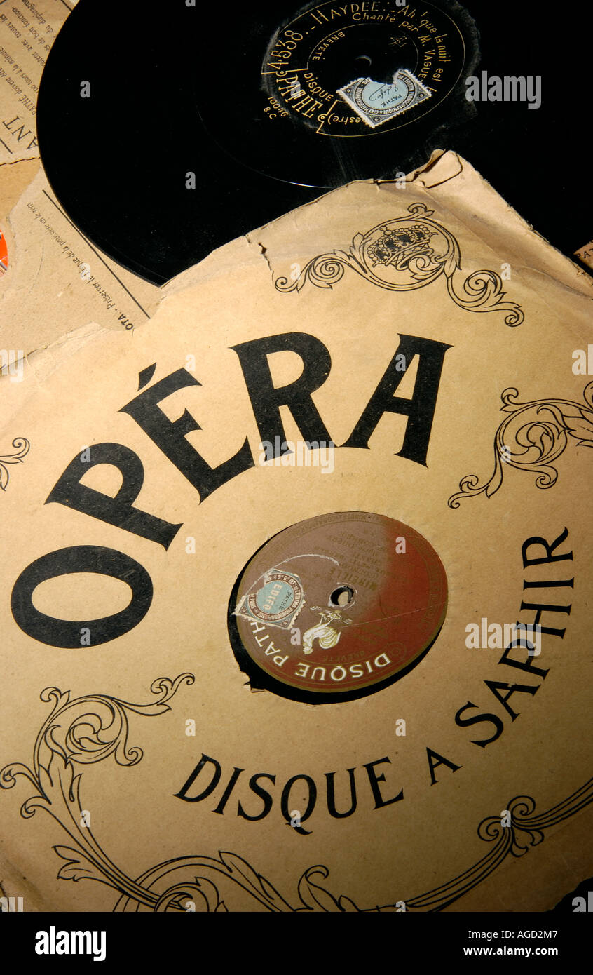 Opera music - old vintage vinyl records Stock Photo - Alamy