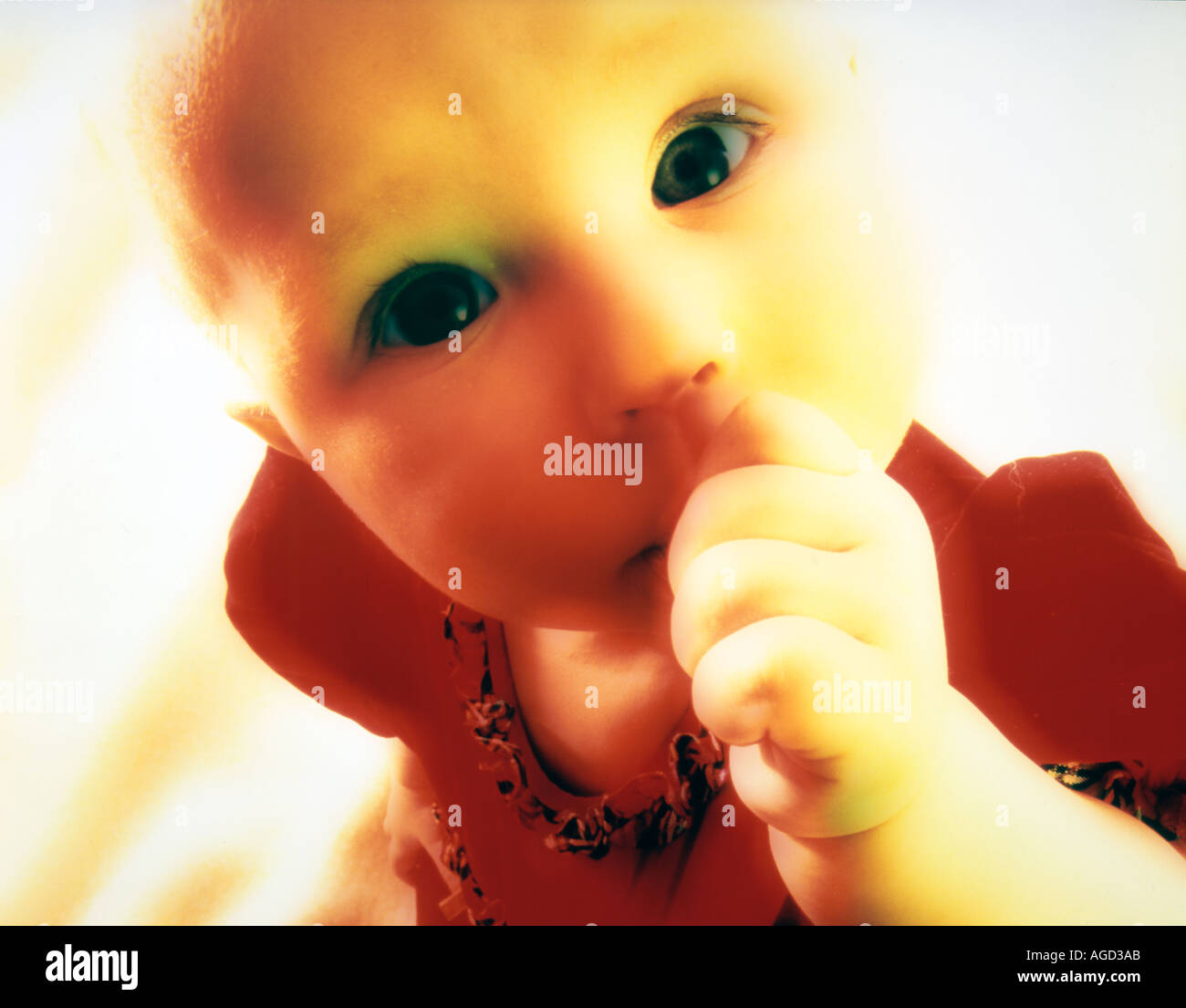Child suck thumb hi-res stock photography and images - Alamy
