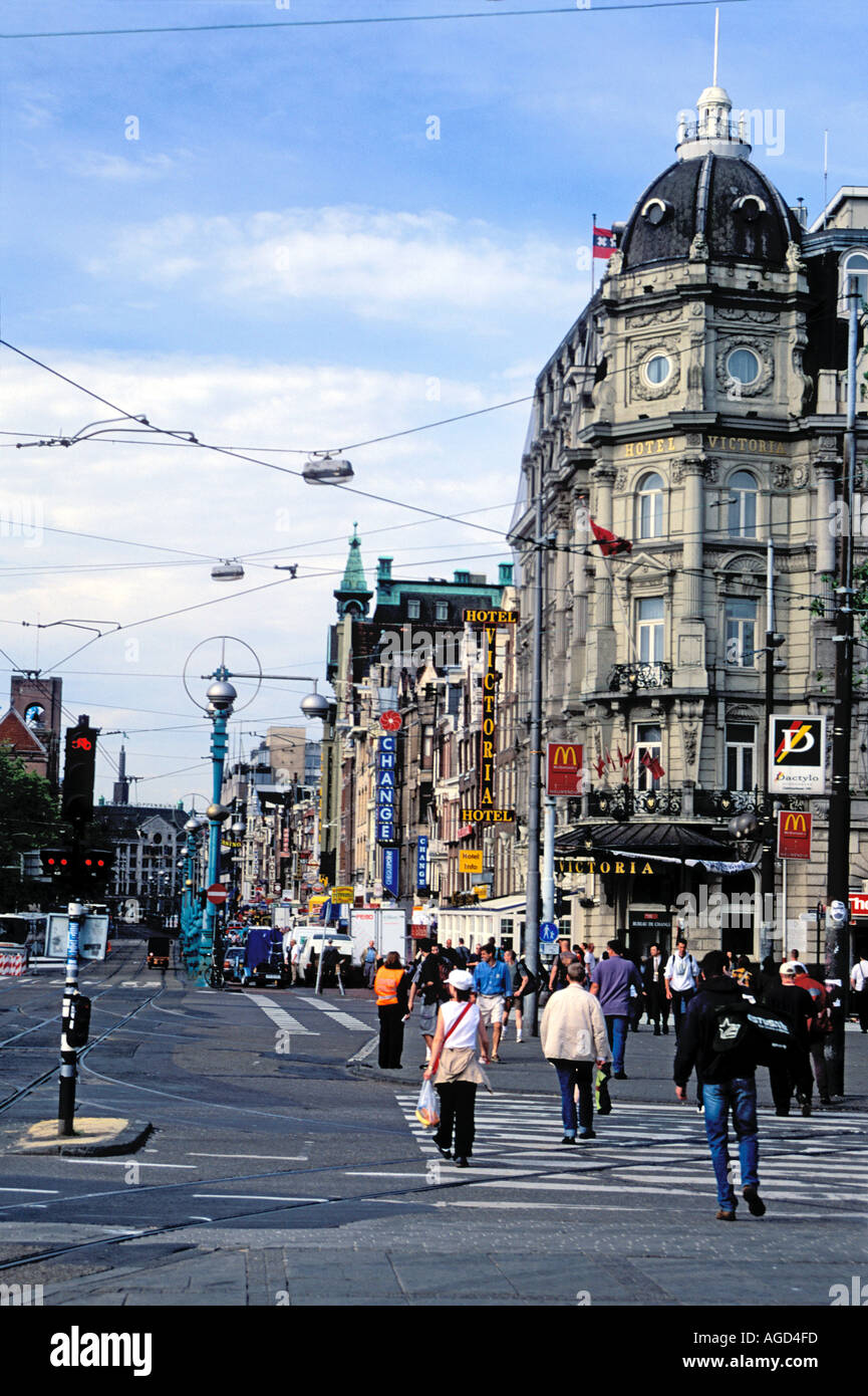 Dam main square hi-res stock photography and images - Alamy