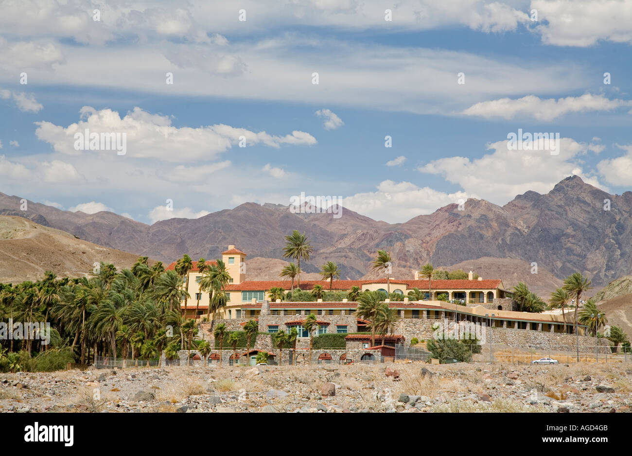 Furnace creek inn motel hi-res stock photography and images - Alamy