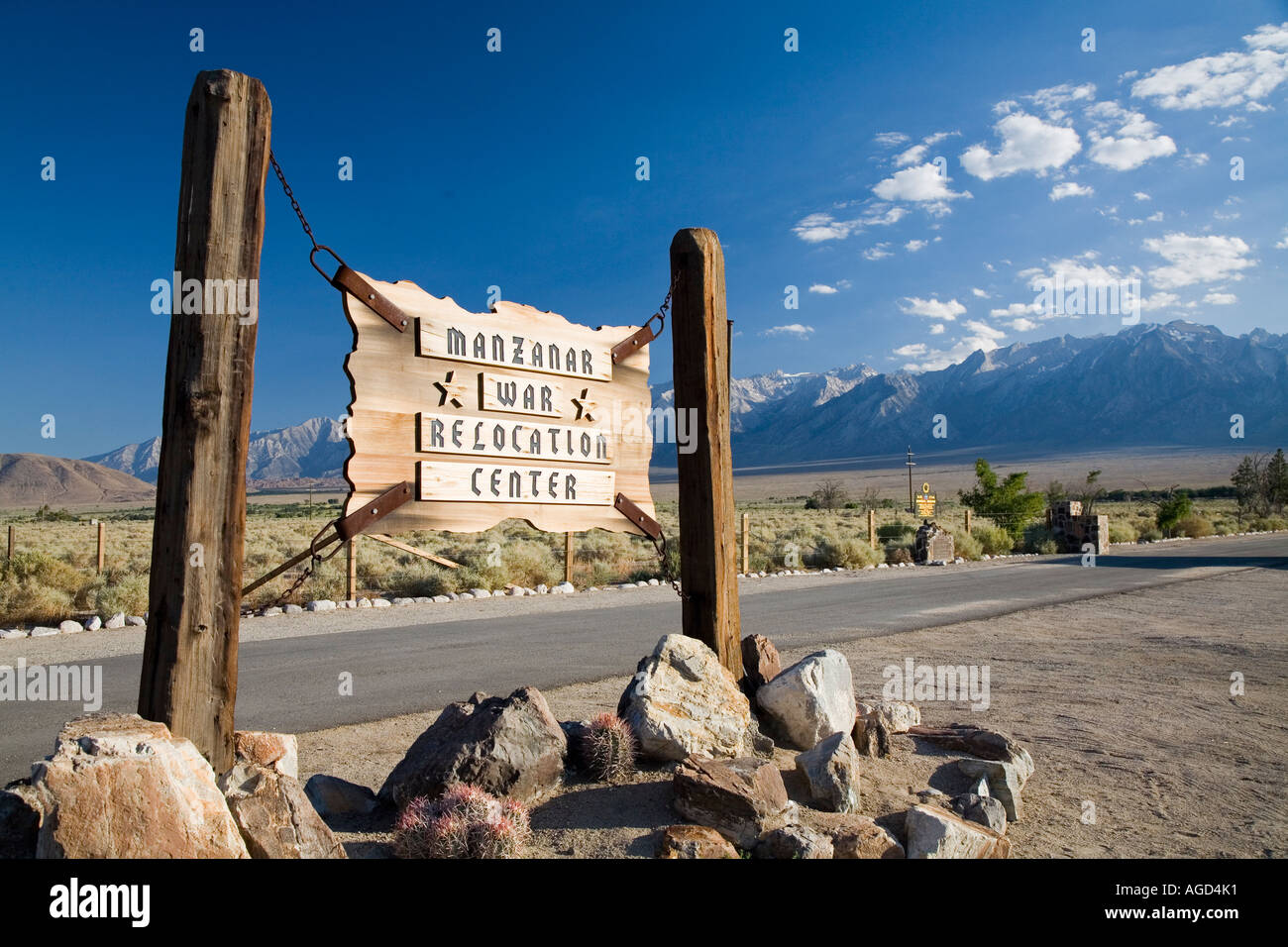 Manzanar internment camp hi-res stock photography and images - Alamy