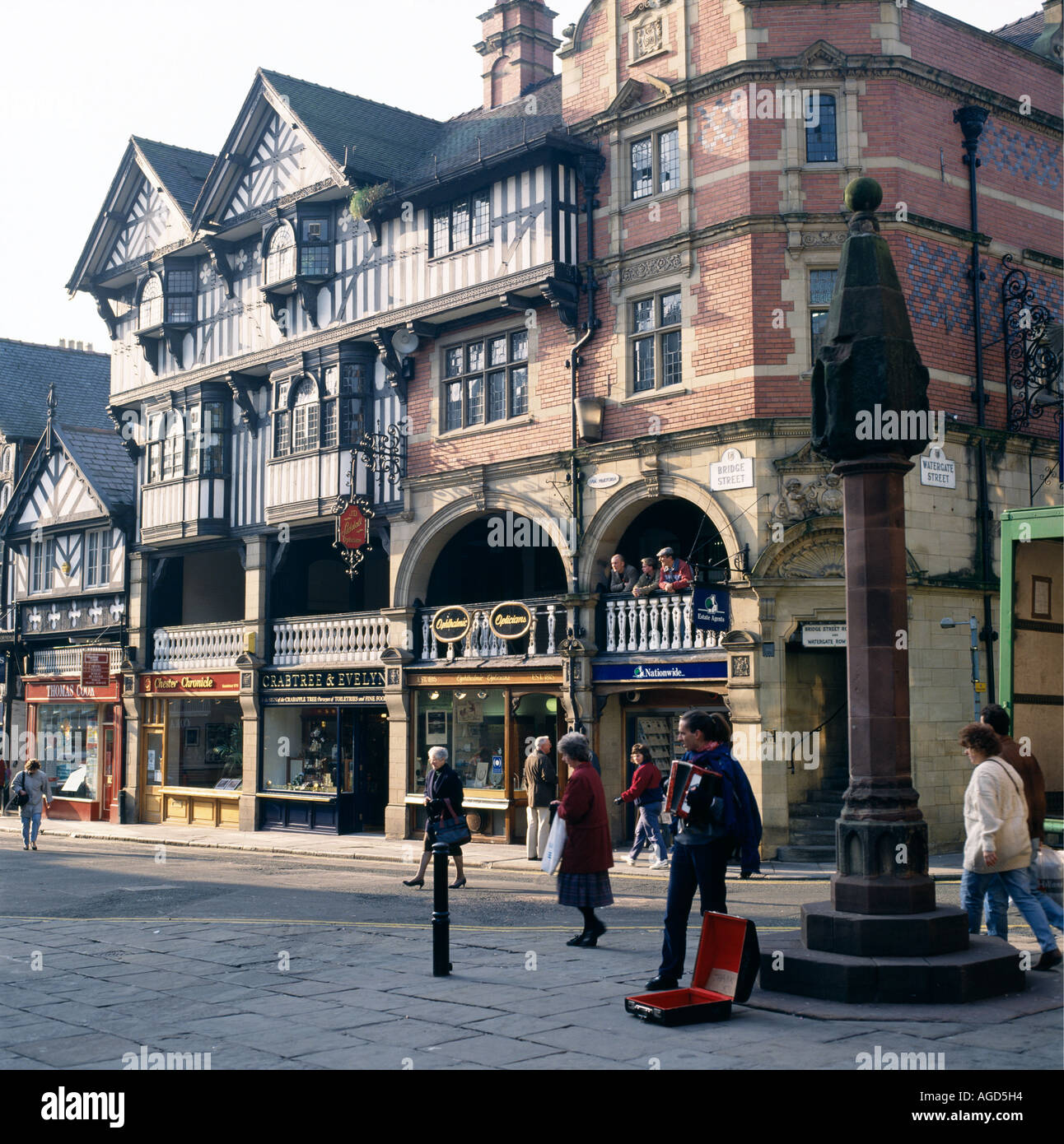 Timber framed buildings chester cheshire hi-res stock photography and ...