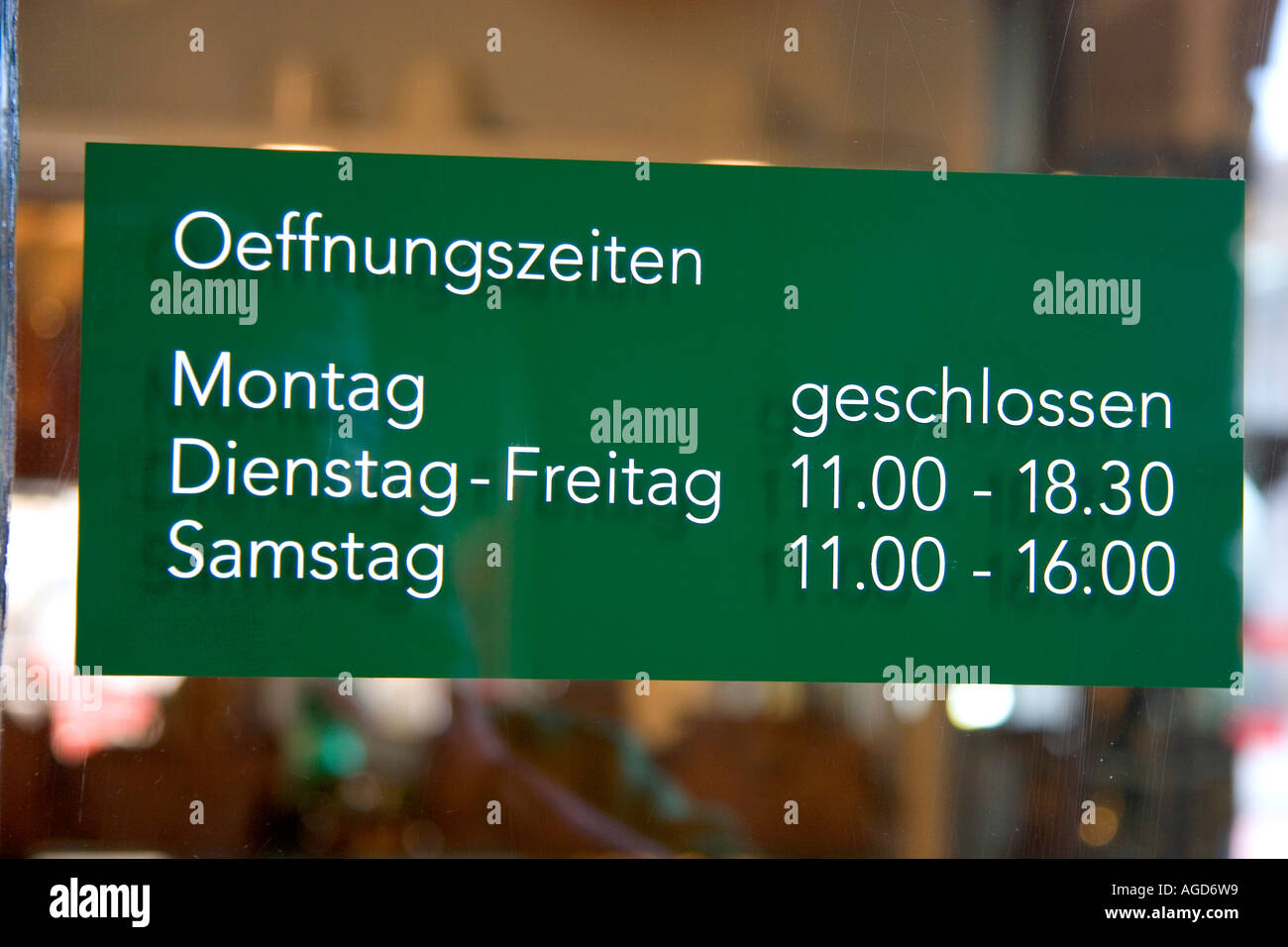 Notice posted on door hi-res stock photography and images - Alamy