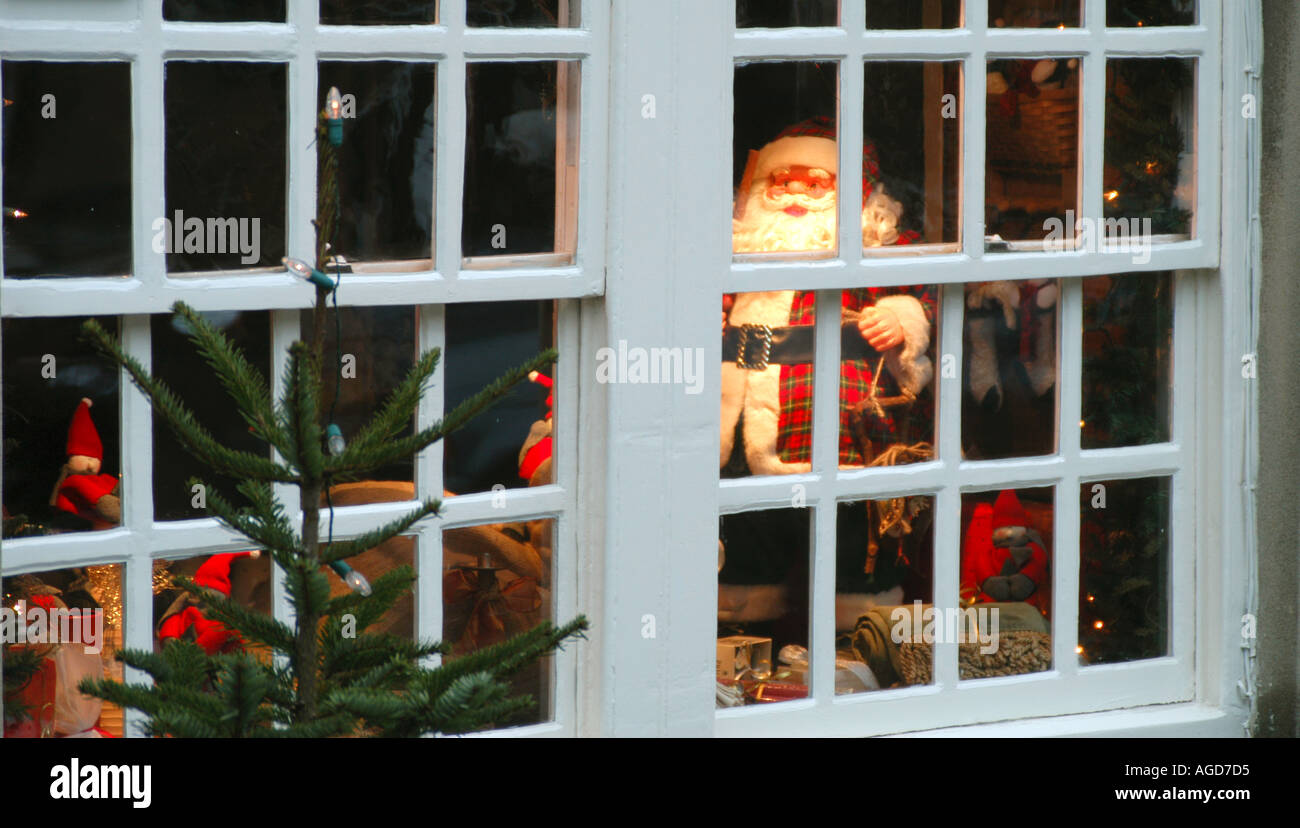 Christmas lights country window uk hi-res stock photography and images ...