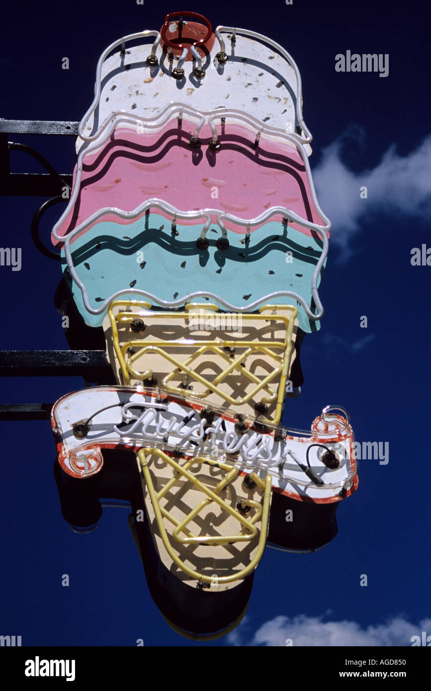 Ice sign retro hi-res stock photography and images - Alamy