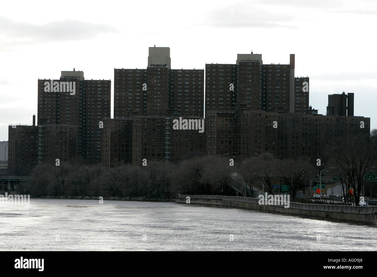 silhouettes of apartment blocks in Harlem from the east river new york ...