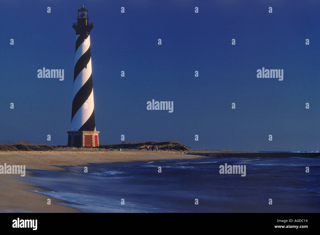 Cape hatteras lighthouse erosion hi-res stock photography and images ...