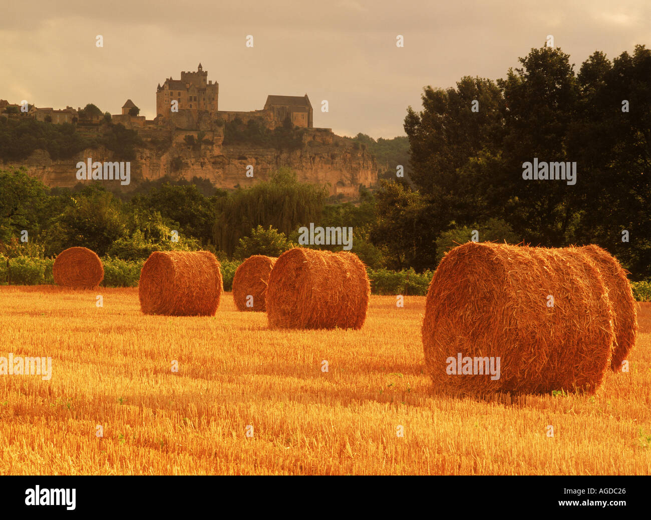 Hay castle hi-res stock photography and images - Alamy