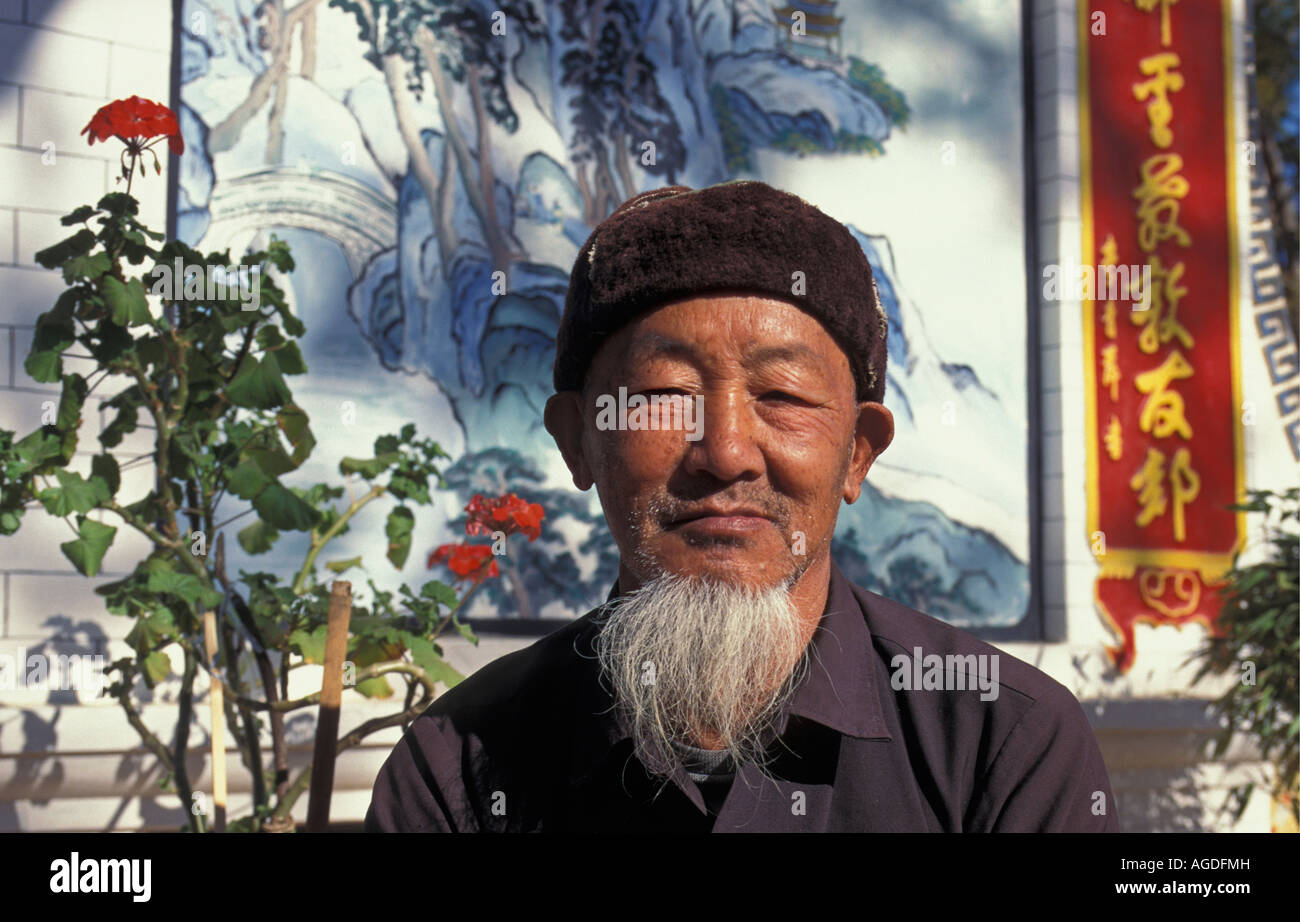 Myanmar, Mandalay, Senior Chinese man smiling Stock Photo - Alamy