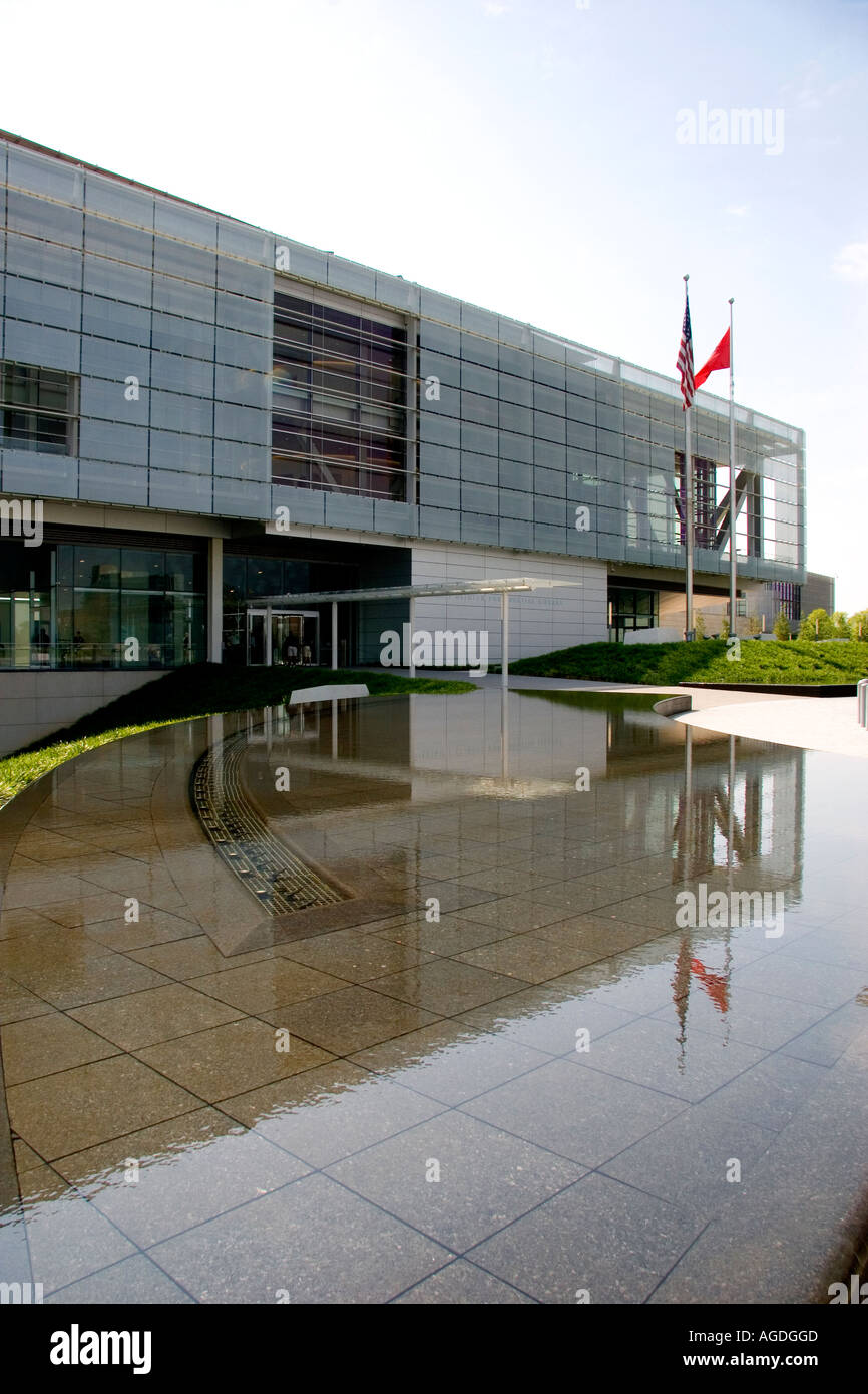 The William J. Clinton Presidential Library in Little Rock, Arkansas ...