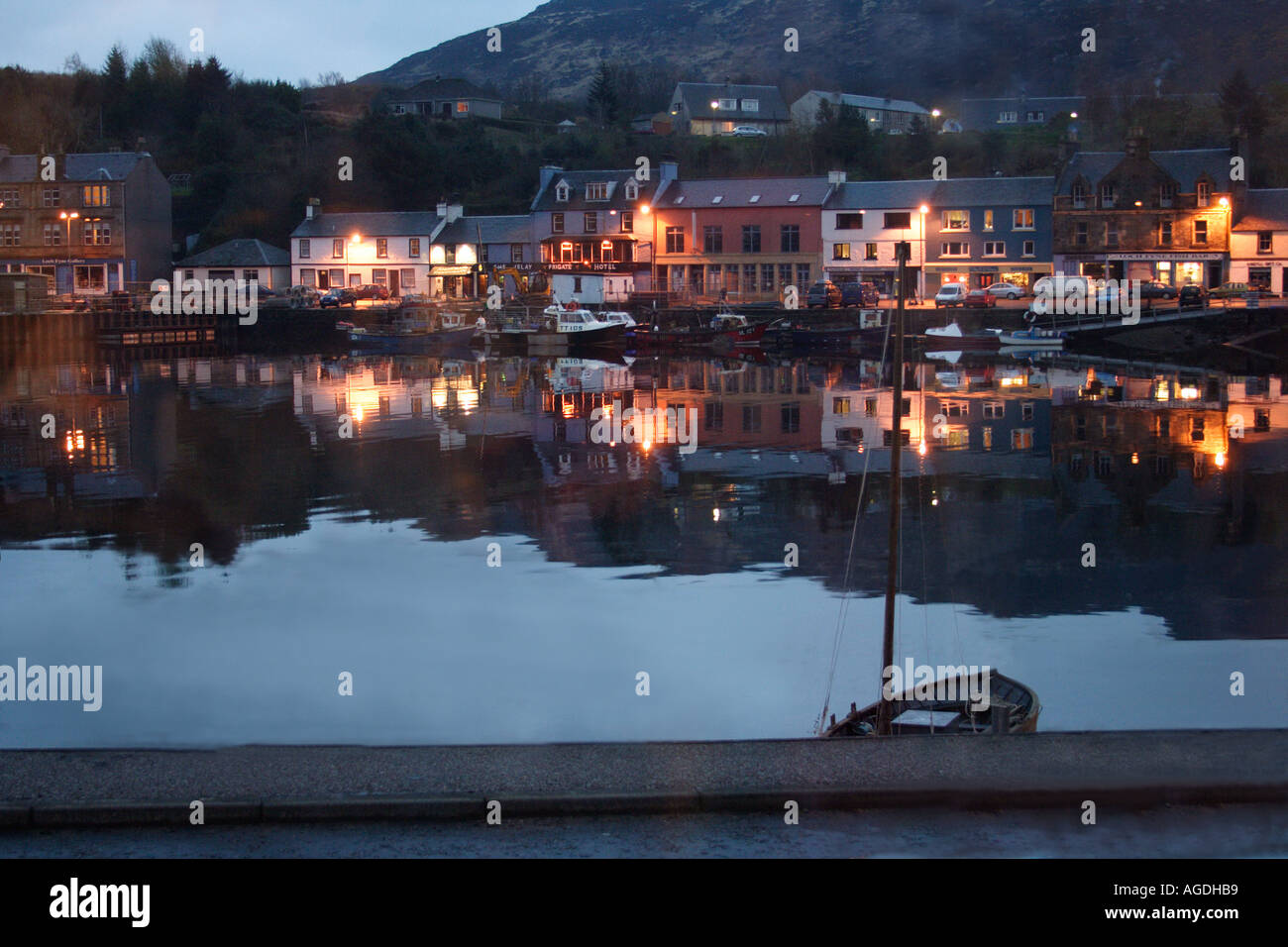 Tarbert Scotland at night Stock Photo - Alamy
