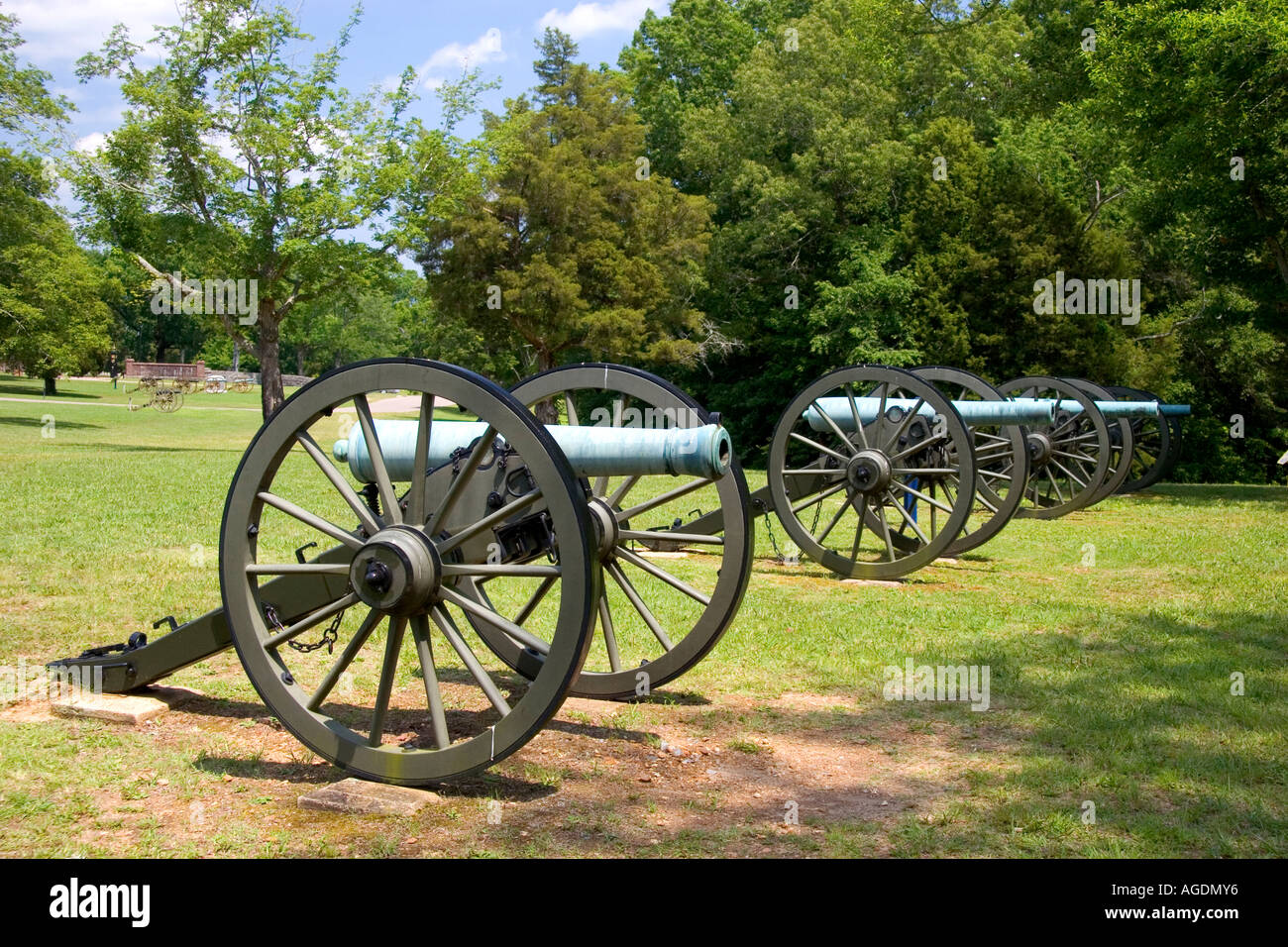 Cannons at Shiloh National Park battlefield, Tennessee Stock Photo - Alamy